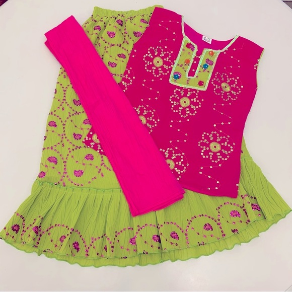 Noor | Dresses | Noor Indian Style Sequins Skirt And Top Set With Scarf ...